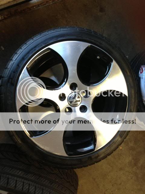 FS: 18" oem detroit wheels and stock dunlop tires | VW GTI MKVI Forum ...