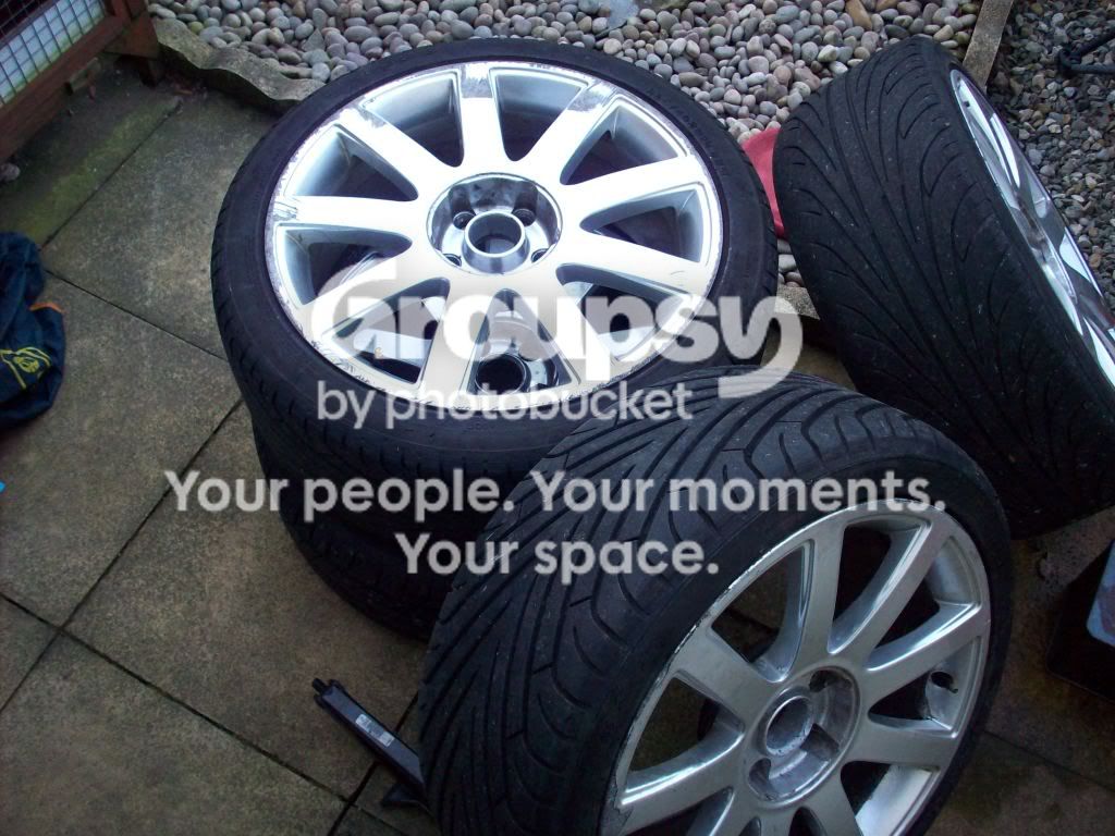18" audi, kerbed, 1 good tyre | VW T4 Forum - VW T5 Forum